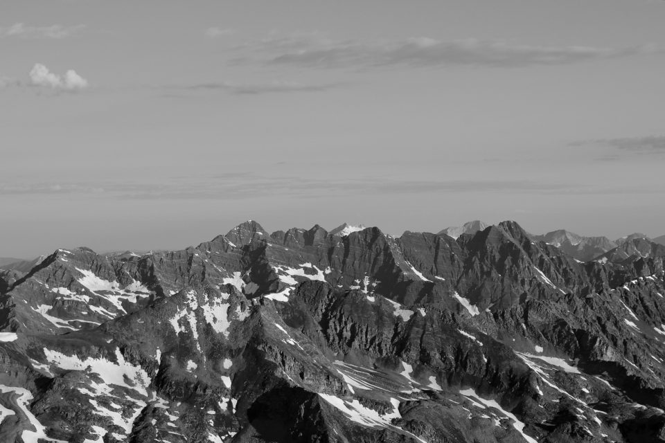 Castle Peak & Conundrum Peak 14er Hike Guide - Virtual Sherpa