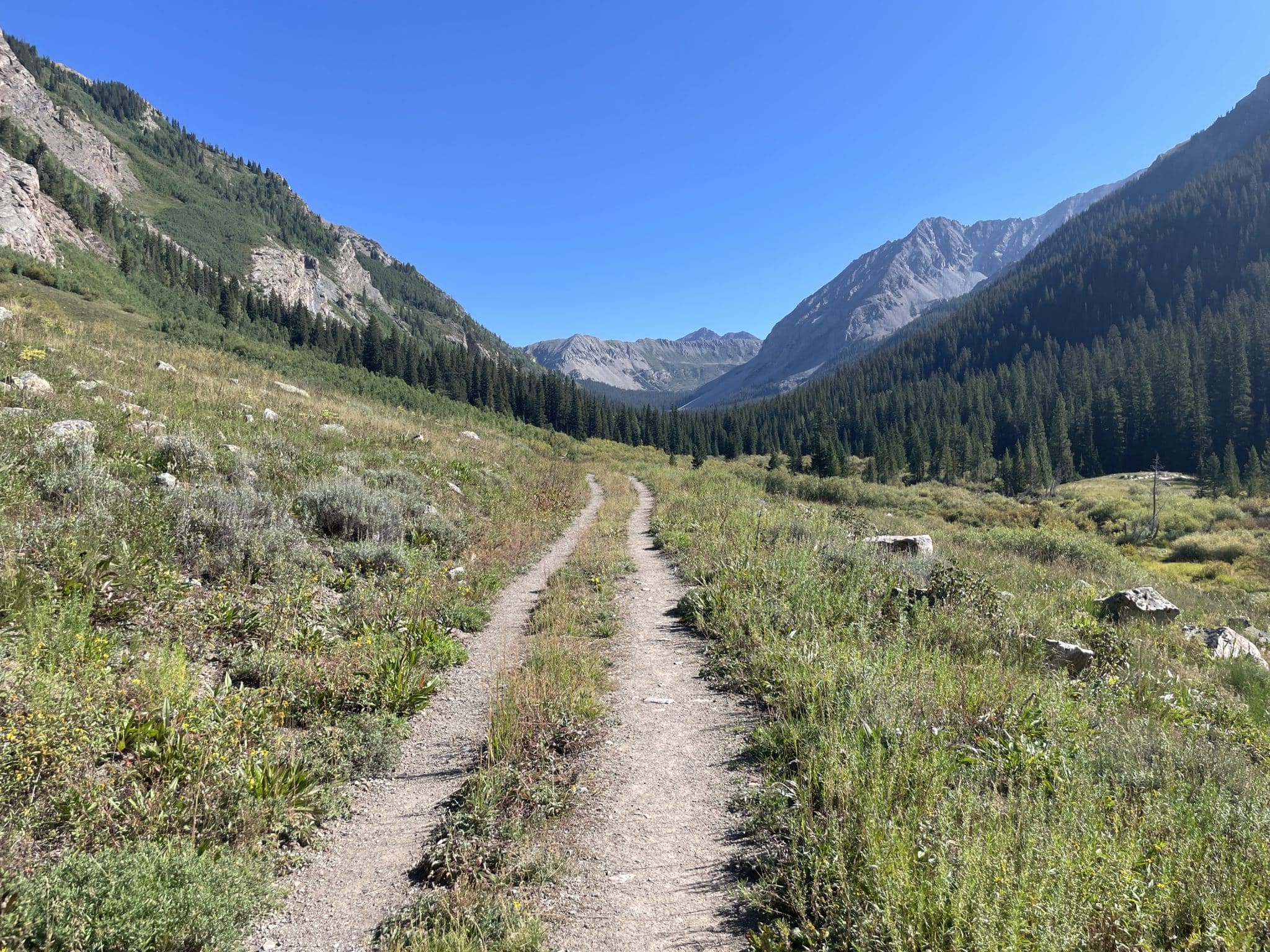 East Maroon Pass & Copper Lake Hike Guide - Virtual Sherpa
