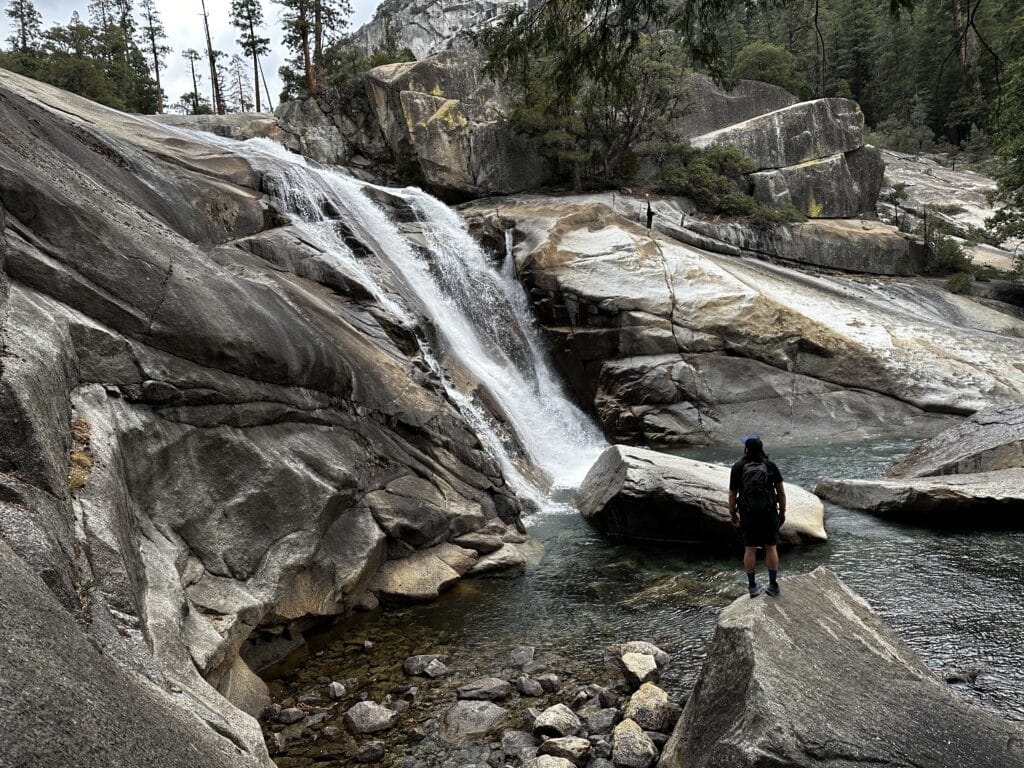 Mist Falls Kings Canyon Hike Guide - Virtual Sherpa